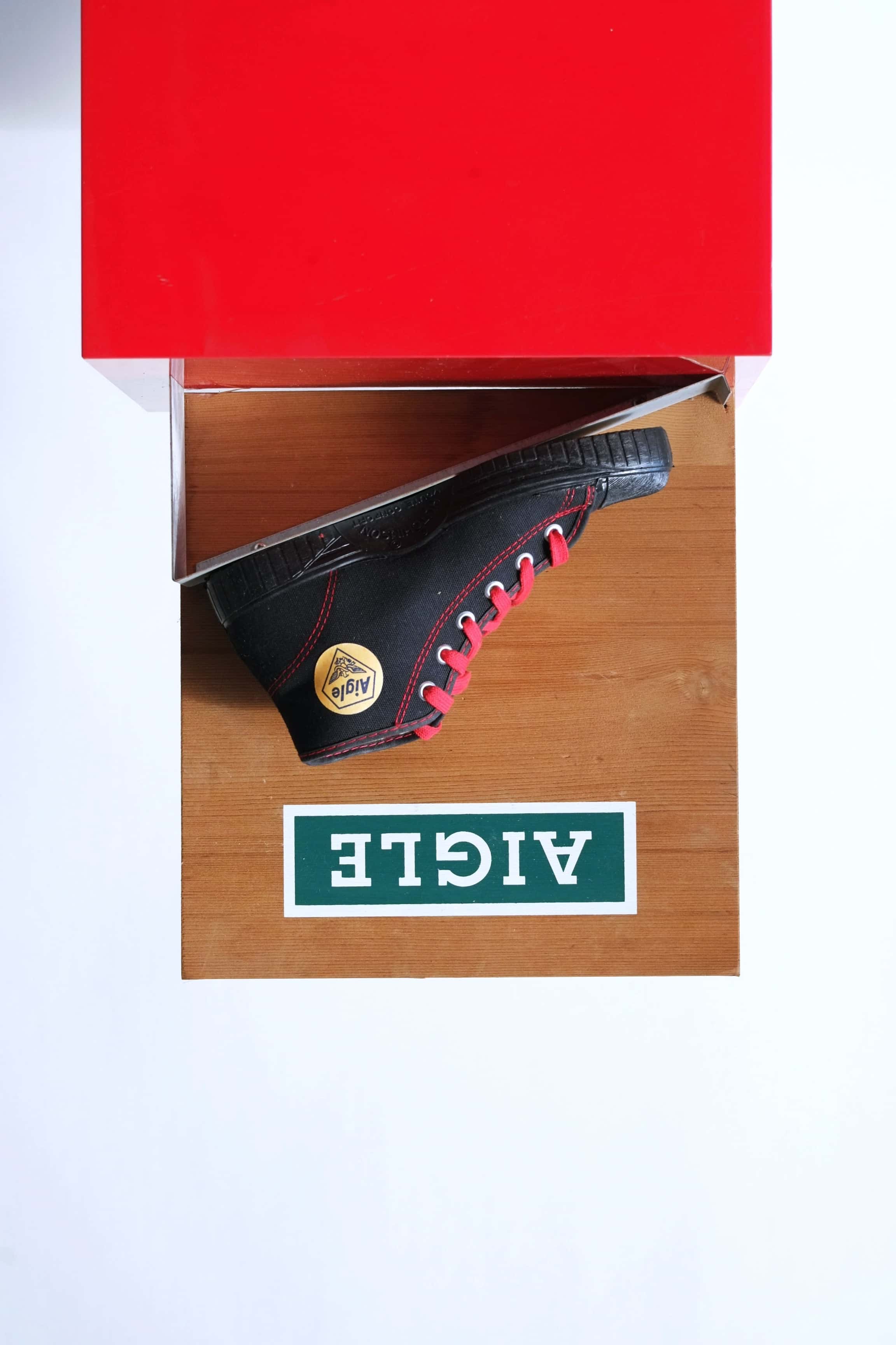 AIGLE Vintage Dealer-Made Display Boot Stand – Vintage Something